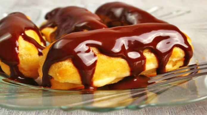 Pse nuk duhet të pini ujë kur hani ëmbëlsira/ Ja faktet dhe arsyet ...